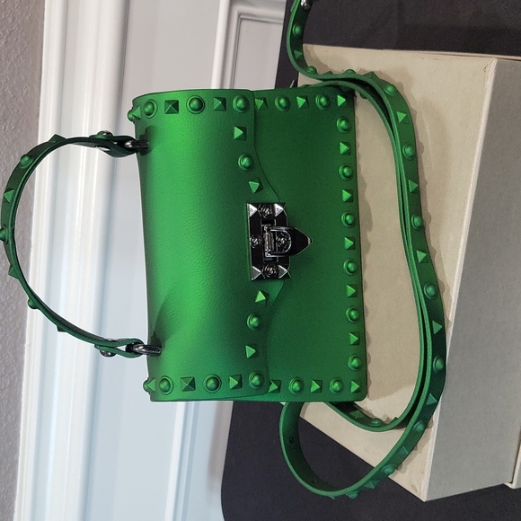 L.A.Charms | Bags | Green Pvc Handbagcrossbag Nwt | Poshmark